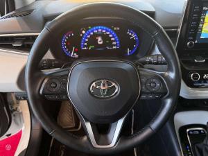 Balts Toyota Corolla 2020 Šauļi, ar dzinēja tilpumu 1.99 L un nobraukumu 71 tūkst. km par 19800 €, foto 17 vietnē AUTOMOTO.COM.LV