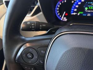 Balts Toyota Corolla 2020 Šauļi, ar dzinēja tilpumu 1.99 L un nobraukumu 71 tūkst. km par 19800 €, foto 18 vietnē AUTOMOTO.COM.LV