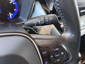 Balts Toyota Corolla 2020 Šauļi, ar dzinēja tilpumu 1.99 L un nobraukumu 71 tūkst. km par 19800 €, foto 19 vietnē AUTOMOTO.COM.LV