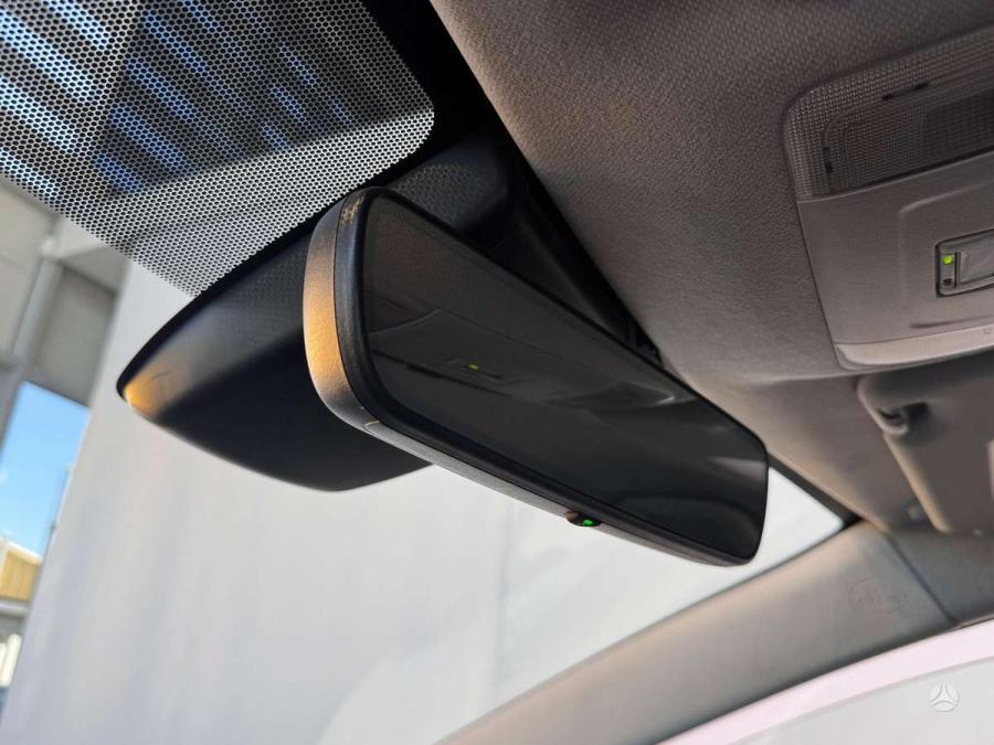Balts Toyota Corolla 2020 Šauļi, ar dzinēja tilpumu 1.99 L un nobraukumu 71 tūkst. km par 19800 €, foto 21 vietnē AUTOMOTO.COM.LV