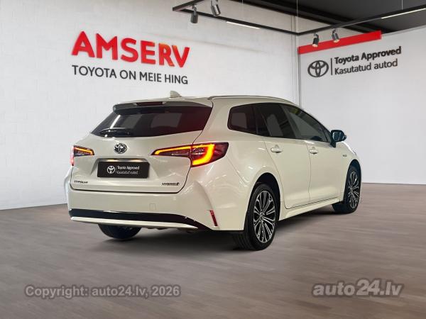 Balts Toyota Corolla 2020 Tallina, ar dzinēja tilpumu 1.80 L un nobraukumu 106 tūkst. km par 17490 €, foto 2 vietnē AUTOMOTO.COM.LV