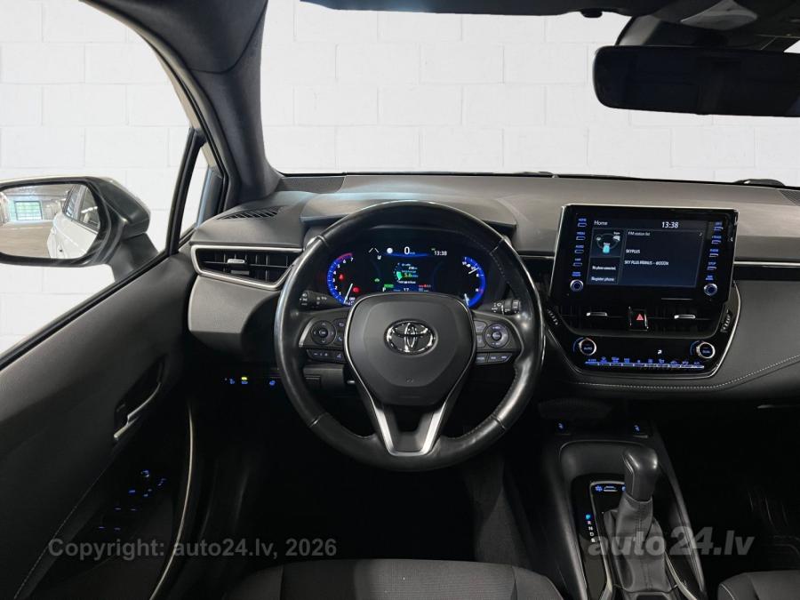 Белый Тойота Королла 2020 в Таллин, объемом двигателя 1.80 л и пробегом 106 тыс. км за 17490 €, фото 10 на AUTOMOTO.COM.LV