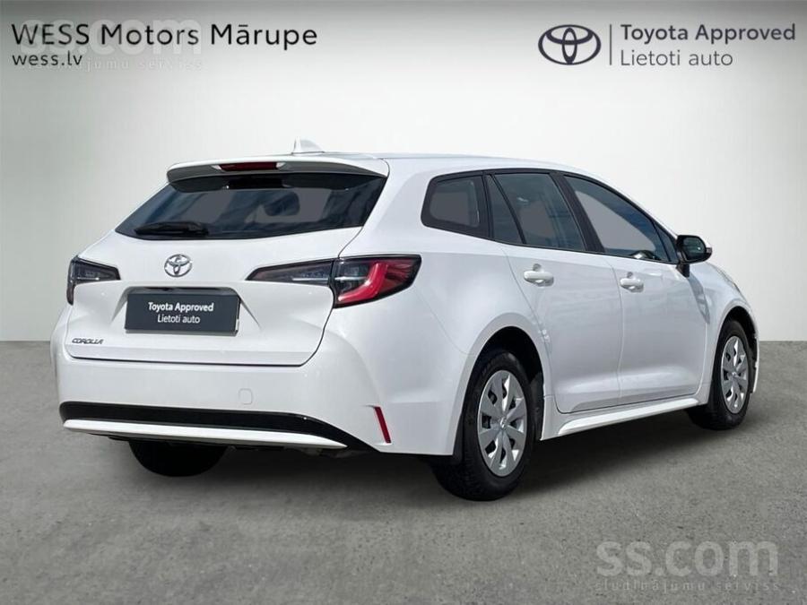 Balts Toyota Corolla 2020 Rīga, ar dzinēja tilpumu 1.20 L un nobraukumu 104 tūkst. km par 12990 €, foto 3 vietnē AUTOMOTO.COM.LV