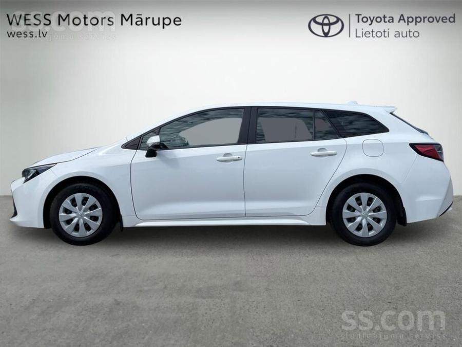 Balts Toyota Corolla 2020 Rīga, ar dzinēja tilpumu 1.20 L un nobraukumu 104 tūkst. km par 12990 €, foto 4 vietnē AUTOMOTO.COM.LV