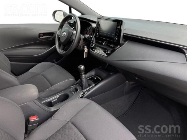 Balts Toyota Corolla 2020 Rīga, ar dzinēja tilpumu 1.20 L un nobraukumu 104 tūkst. km par 12990 €, foto 6 vietnē AUTOMOTO.COM.LV