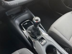 Balts Toyota Corolla 2020 Rīga, ar dzinēja tilpumu 1.20 L un nobraukumu 104 tūkst. km par 12990 €, foto 21 vietnē AUTOMOTO.COM.LV