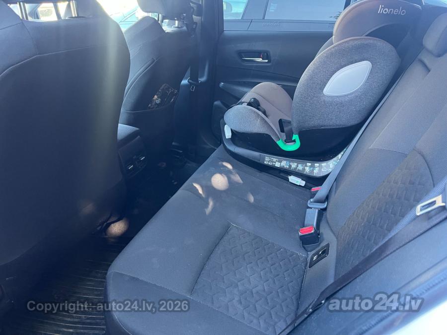 Balts Toyota Corolla 2020 Tallina, ar dzinēja tilpumu 1.80 L un nobraukumu 225 tūkst. km par 12900 €, foto 9 vietnē AUTOMOTO.COM.LV