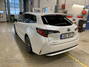 Balts Toyota Corolla 2020 Tallina, ar dzinēja tilpumu 1.80 L un nobraukumu 84 tūkst. km par 18990 €, foto 3 vietnē AUTOMOTO.COM.LV
