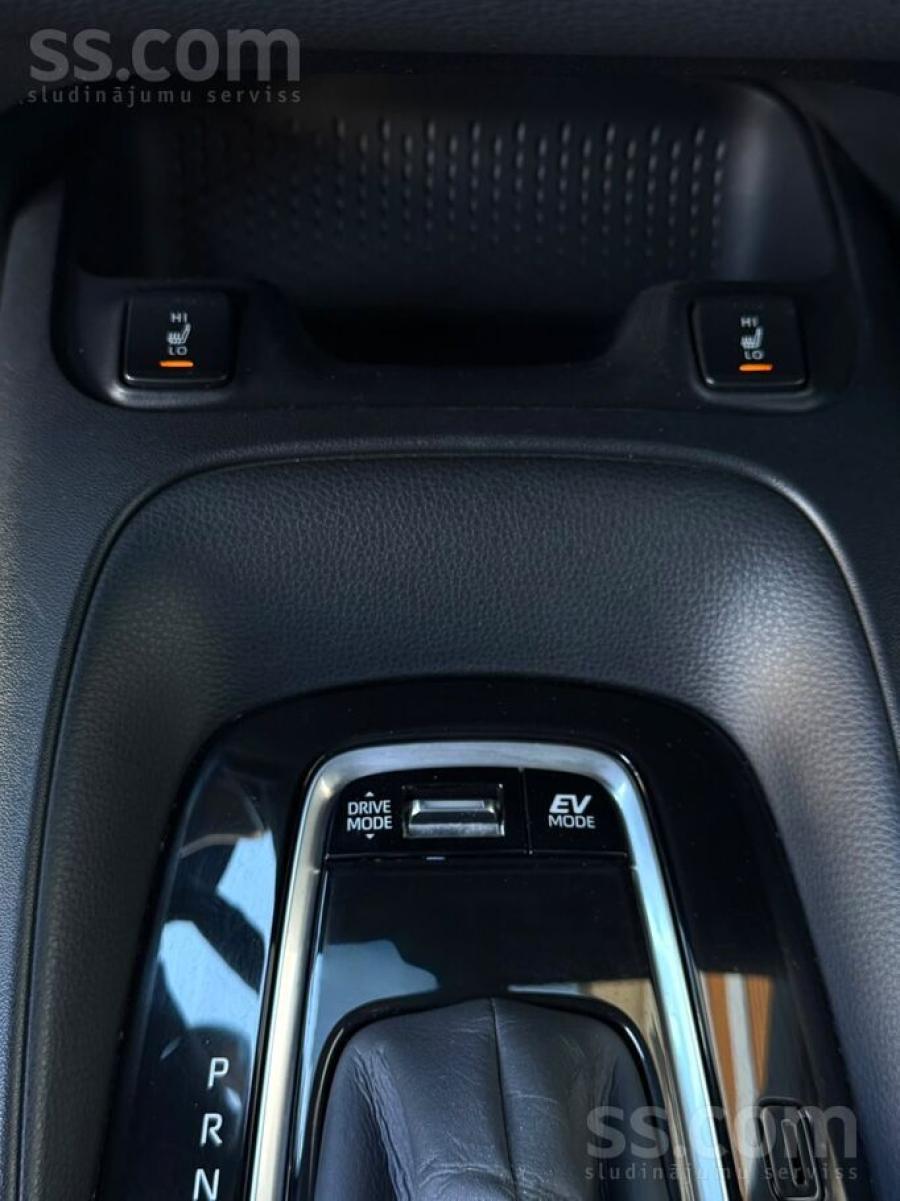 Balts Toyota Corolla 2020 Rīga, ar dzinēja tilpumu 1.80 L un nobraukumu 162 tūkst. km par 15990 €, foto 19 vietnē AUTOMOTO.COM.LV