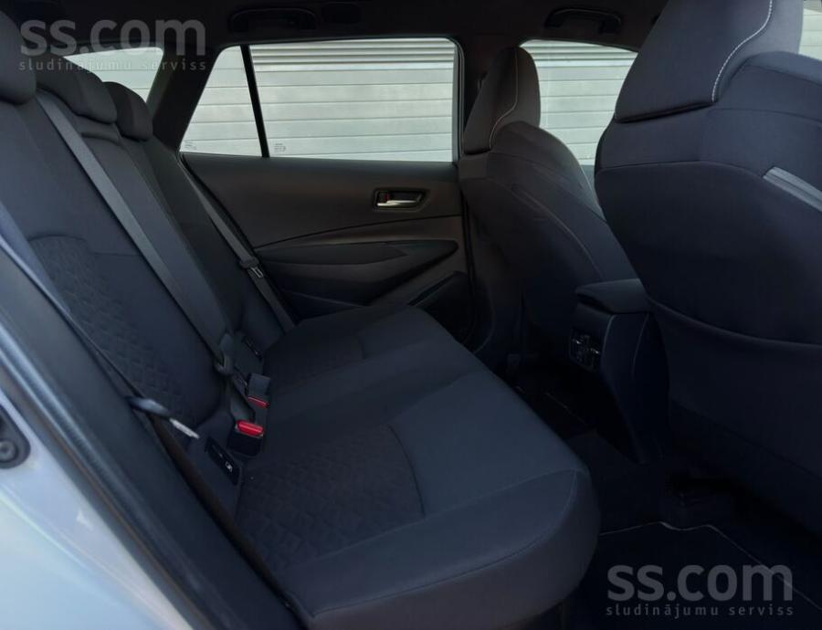 Balts Toyota Corolla 2020 Rīga, ar dzinēja tilpumu 1.80 L un nobraukumu 162 tūkst. km par 15990 €, foto 30 vietnē AUTOMOTO.COM.LV