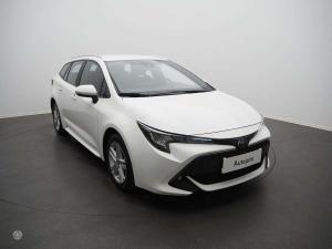 White Toyota Corolla 2020 in Vilnius, with an engine capacity of 1.20 L and mileage of 159 thousand km for 12500 €, photo 4 on AUTOMOTO.COM.LV