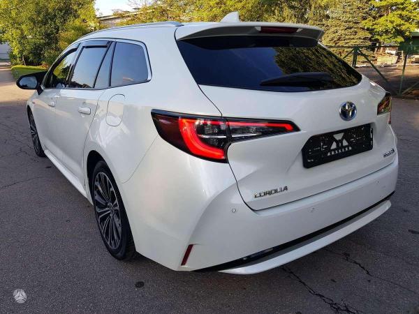 Balts Toyota Corolla 2020 Šauļi, ar dzinēja tilpumu 1.80 L un nobraukumu 116 tūkst. km par 16950 €, foto 6 vietnē AUTOMOTO.COM.LV