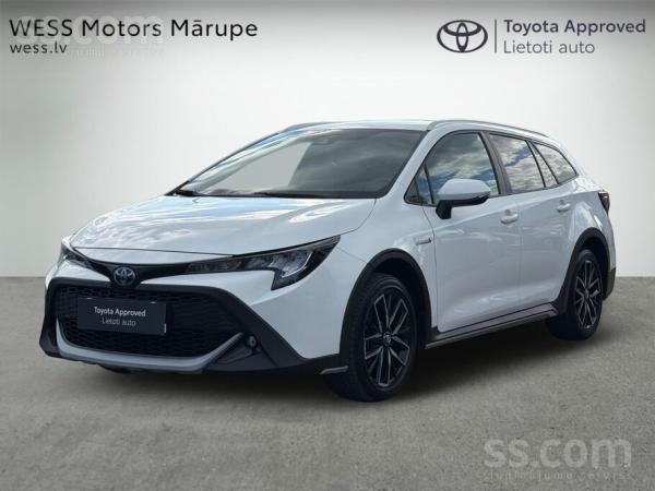 Balts Toyota Corolla 2020 Rīga, ar dzinēja tilpumu 1.80 L un nobraukumu 54 tūkst. km par 25590 €, foto 1 vietnē AUTOMOTO.COM.LV