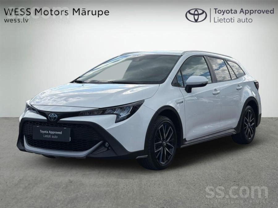 Balts Toyota Corolla 2020 Rīga, ar dzinēja tilpumu 1.80 L un nobraukumu 54 tūkst. km par 25590 €, foto 1 vietnē AUTOMOTO.COM.LV