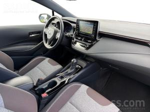 Balts Toyota Corolla 2020 Rīga, ar dzinēja tilpumu 1.80 L un nobraukumu 54 tūkst. km par 25590 €, foto 7 vietnē AUTOMOTO.COM.LV