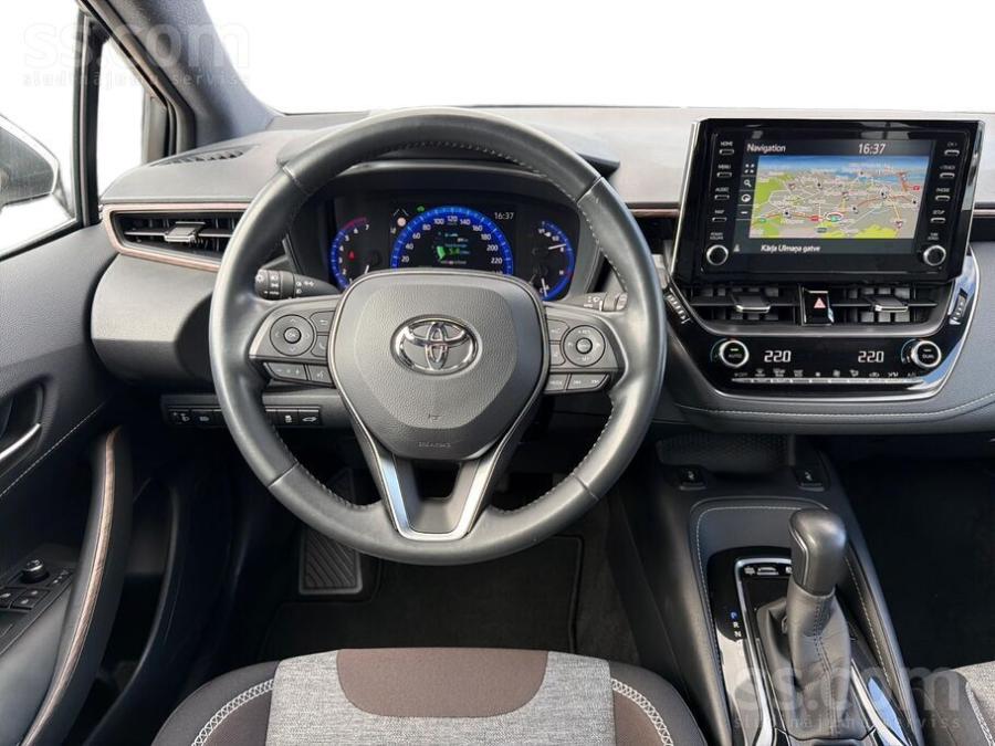 Balts Toyota Corolla 2020 Rīga, ar dzinēja tilpumu 1.80 L un nobraukumu 54 tūkst. km par 25590 €, foto 10 vietnē AUTOMOTO.COM.LV