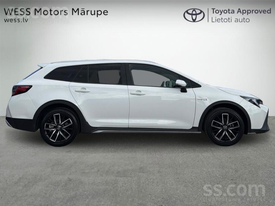 Balts Toyota Corolla 2020 Rīga, ar dzinēja tilpumu 1.80 L un nobraukumu 54 tūkst. km par 25590 €, foto 17 vietnē AUTOMOTO.COM.LV
