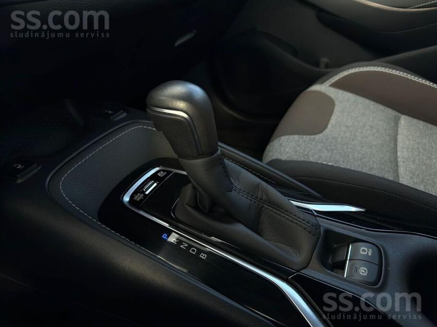 Balts Toyota Corolla 2020 Rīga, ar dzinēja tilpumu 1.80 L un nobraukumu 54 tūkst. km par 25590 €, foto 21 vietnē AUTOMOTO.COM.LV