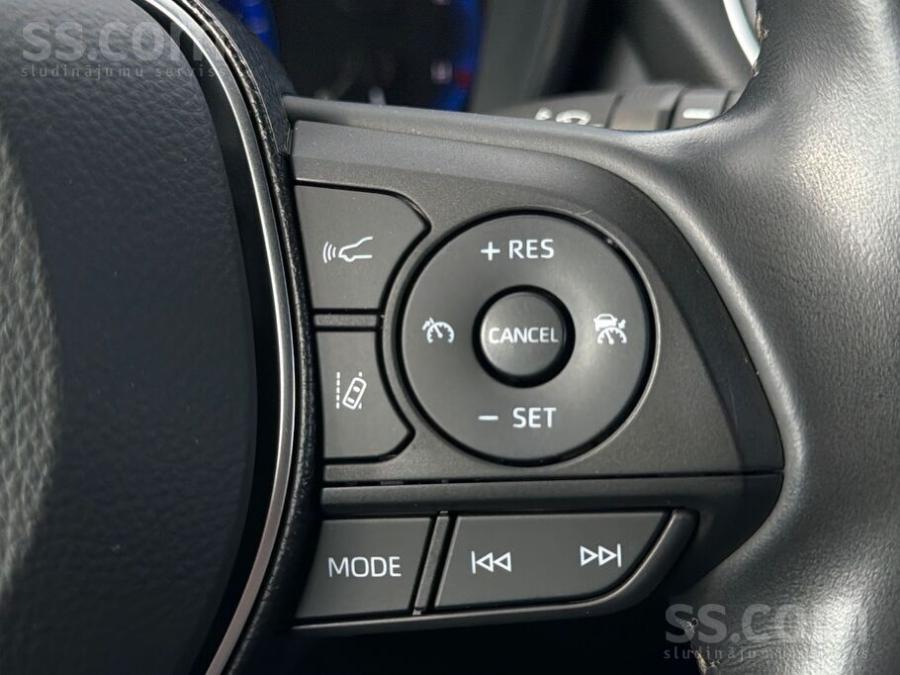 Balts Toyota Corolla 2020 Rīga, ar dzinēja tilpumu 1.80 L un nobraukumu 54 tūkst. km par 25590 €, foto 23 vietnē AUTOMOTO.COM.LV