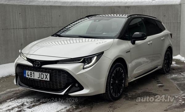 Balts Toyota Corolla 2021 Tallina, ar dzinēja tilpumu 1.80 L un nobraukumu 50 tūkst. km par 23500 €, foto 1 vietnē AUTOMOTO.COM.LV