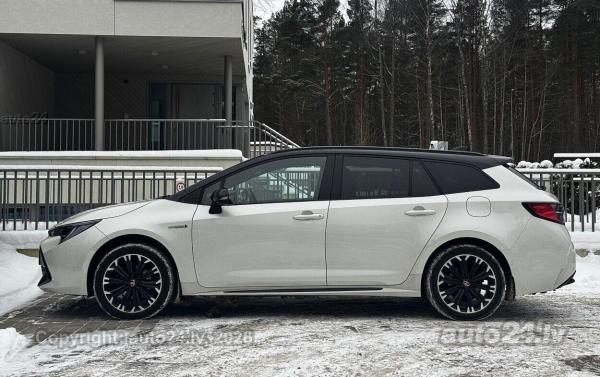 Белый Тойота Королла 2021 в Таллин, объемом двигателя 1.80 л и пробегом 50 тыс. км за 23500 €, фото 11 на AUTOMOTO.COM.LV