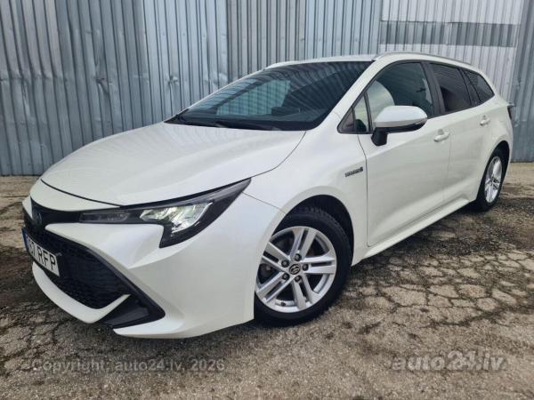Balts Toyota Corolla 2021 Tallina, ar dzinēja tilpumu 1.80 L un nobraukumu 298 tūkst. km par 17900 €, foto 4 vietnē AUTOMOTO.COM.LV