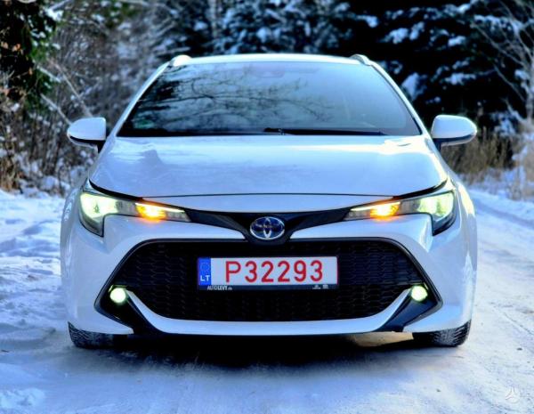 Balts Toyota Corolla 2021 Viļņa, ar dzinēja tilpumu 1.80 L un nobraukumu 265 tūkst. km par 12300 €, foto 2 vietnē AUTOMOTO.COM.LV