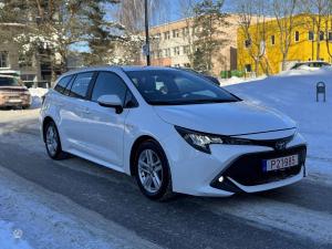 White Toyota Corolla 2021 in Vilnius, with an engine capacity of 1.80 L and mileage of 280 thousand km for 12500 €, photo 2 on AUTOMOTO.COM.LV