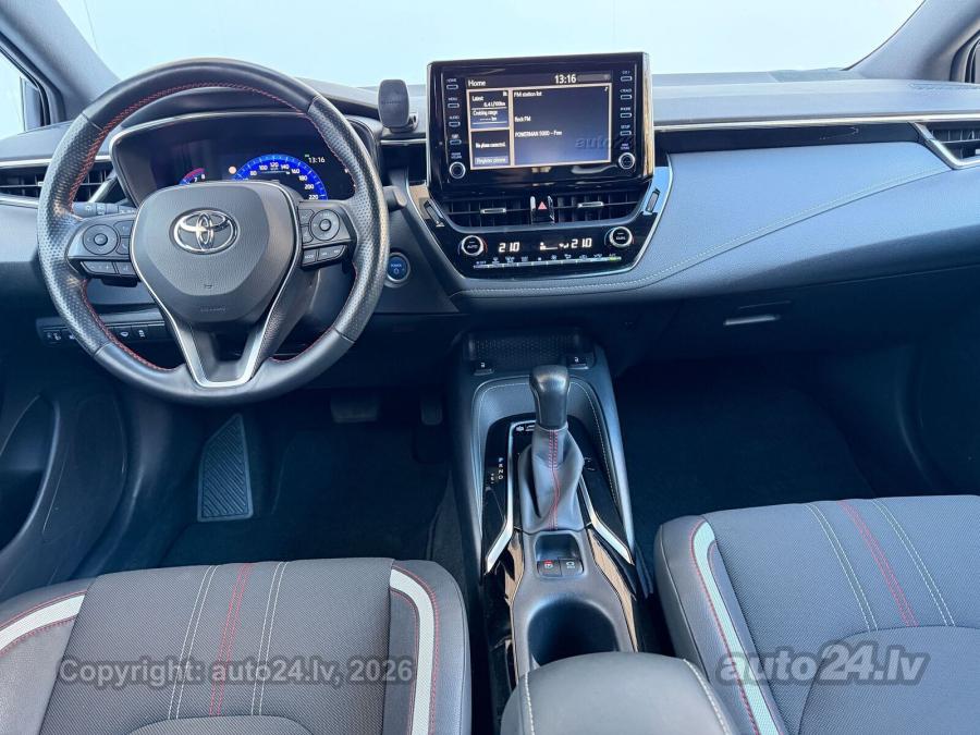Balts Toyota Corolla 2021 Tallina, ar dzinēja tilpumu 1.99 L un nobraukumu 50 tūkst. km par 23495 €, foto 7 vietnē AUTOMOTO.COM.LV