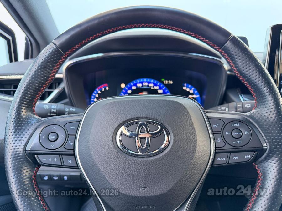 Balts Toyota Corolla 2021 Tallina, ar dzinēja tilpumu 1.99 L un nobraukumu 50 tūkst. km par 23495 €, foto 11 vietnē AUTOMOTO.COM.LV