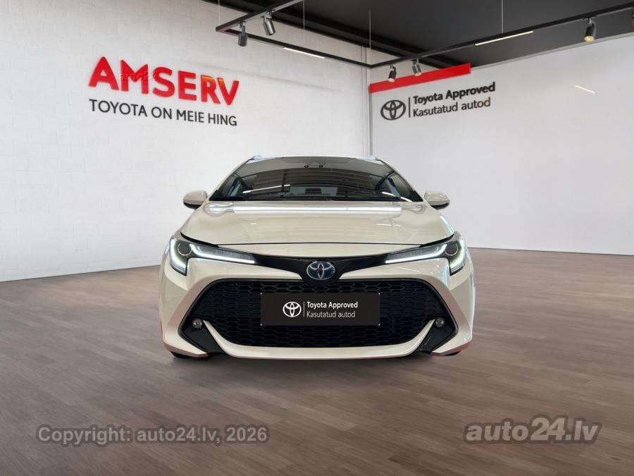 White Toyota Corolla 2021 in Parnu, with an engine capacity of 1.80 L and mileage of 98 thousand km for 18490 €, photo 6 on AUTOMOTO.COM.LV
