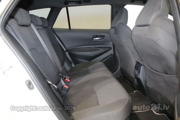 Balts Toyota Corolla 2021 Tallina, ar dzinēja tilpumu 1.80 L un nobraukumu 139 tūkst. km par 16990 €, foto 7 vietnē AUTOMOTO.COM.LV