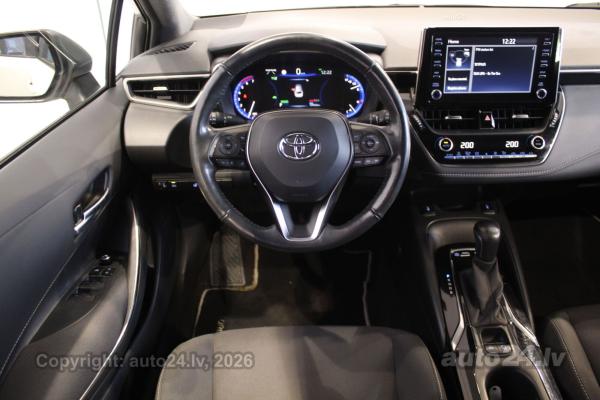 Balts Toyota Corolla 2021 Tallina, ar dzinēja tilpumu 1.80 L un nobraukumu 139 tūkst. km par 16990 €, foto 9 vietnē AUTOMOTO.COM.LV