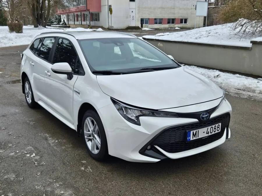 Balts Toyota Corolla 2021 Jēkabpils, ar dzinēja tilpumu 1.80 L un nobraukumu 168 tūkst. km par 13990 €, foto 5 vietnē AUTOMOTO.COM.LV