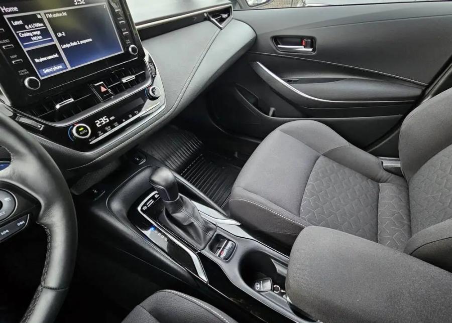Balts Toyota Corolla 2021 Jēkabpils, ar dzinēja tilpumu 1.80 L un nobraukumu 168 tūkst. km par 13990 €, foto 30 vietnē AUTOMOTO.COM.LV