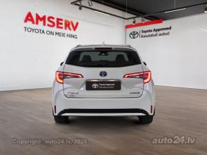 Balts Toyota Corolla 2021 Tallina, ar dzinēja tilpumu 1.80 L un nobraukumu 66 tūkst. km par 18290 €, foto 5 vietnē AUTOMOTO.COM.LV