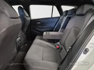 Balts Toyota Corolla 2021 Tallina, ar dzinēja tilpumu 1.80 L un nobraukumu 66 tūkst. km par 18290 €, foto 20 vietnē AUTOMOTO.COM.LV