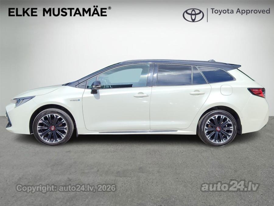 Balts Toyota Corolla 2021 Tallina, ar dzinēja tilpumu 1.80 L un nobraukumu 159 tūkst. km par 19995 €, foto 4 vietnē AUTOMOTO.COM.LV