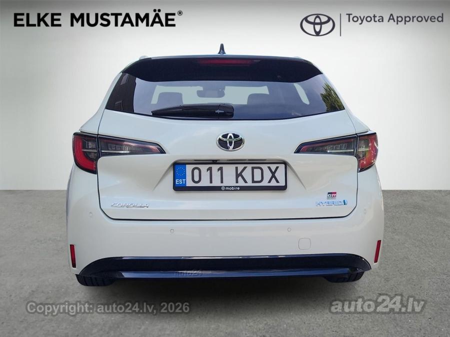 Balts Toyota Corolla 2021 Tallina, ar dzinēja tilpumu 1.80 L un nobraukumu 159 tūkst. km par 19995 €, foto 5 vietnē AUTOMOTO.COM.LV