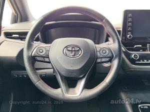 Balts Toyota Corolla 2021 Tallina, ar dzinēja tilpumu 1.80 L un nobraukumu 159 tūkst. km par 19995 €, foto 13 vietnē AUTOMOTO.COM.LV