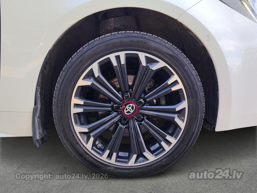 Balts Toyota Corolla 2021 Tallina, ar dzinēja tilpumu 1.80 L un nobraukumu 159 tūkst. km par 19995 €, foto 16 vietnē AUTOMOTO.COM.LV