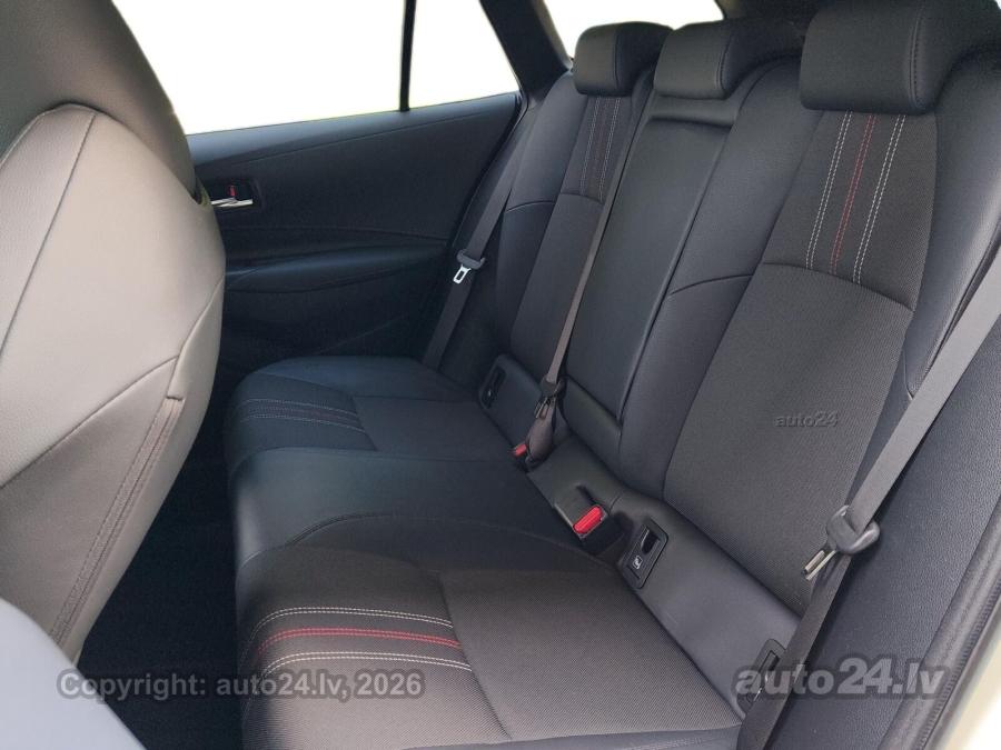 Balts Toyota Corolla 2021 Tallina, ar dzinēja tilpumu 1.80 L un nobraukumu 159 tūkst. km par 19995 €, foto 20 vietnē AUTOMOTO.COM.LV