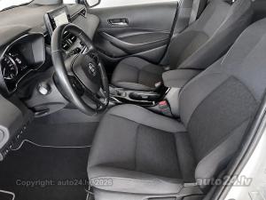 Balts Toyota Corolla 2021 Tallina, ar dzinēja tilpumu 1.80 L un nobraukumu 165 tūkst. km par 16890 €, foto 8 vietnē AUTOMOTO.COM.LV