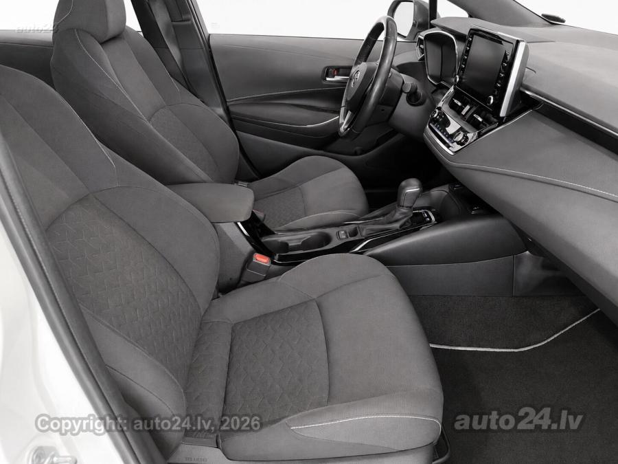 Balts Toyota Corolla 2021 Tallina, ar dzinēja tilpumu 1.80 L un nobraukumu 165 tūkst. km par 16890 €, foto 9 vietnē AUTOMOTO.COM.LV
