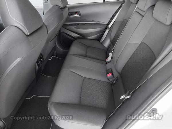 Balts Toyota Corolla 2021 Tallina, ar dzinēja tilpumu 1.80 L un nobraukumu 165 tūkst. km par 16890 €, foto 9 vietnē AUTOMOTO.COM.LV