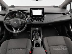 Balts Toyota Corolla 2021 Tallina, ar dzinēja tilpumu 1.80 L un nobraukumu 165 tūkst. km par 16890 €, foto 13 vietnē AUTOMOTO.COM.LV