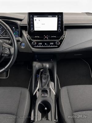 Balts Toyota Corolla 2021 Tallina, ar dzinēja tilpumu 1.80 L un nobraukumu 165 tūkst. km par 16890 €, foto 15 vietnē AUTOMOTO.COM.LV