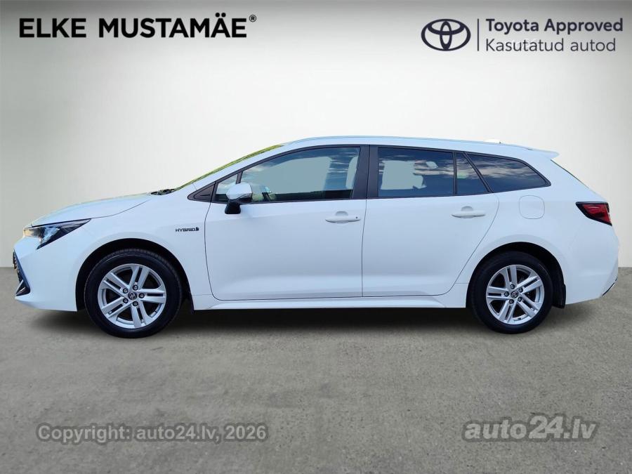 White Toyota Corolla 2021 in Tallinn, with an engine capacity of 1.80 L and mileage of 113 thousand km for 15895 €, photo 4 on AUTOMOTO.COM.LV