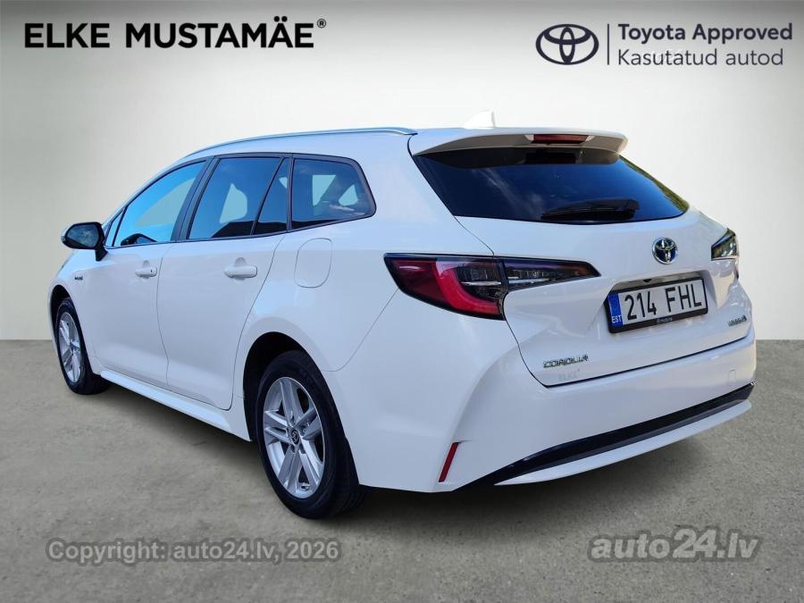 White Toyota Corolla 2021 in Tallinn, with an engine capacity of 1.80 L and mileage of 113 thousand km for 15895 €, photo 18 on AUTOMOTO.COM.LV