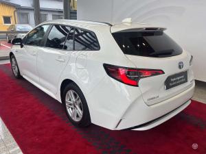 Balts Toyota Corolla 2021 Šauļi, ar dzinēja tilpumu 1.80 L un nobraukumu 63 tūkst. km par 18900 €, foto 5 vietnē AUTOMOTO.COM.LV